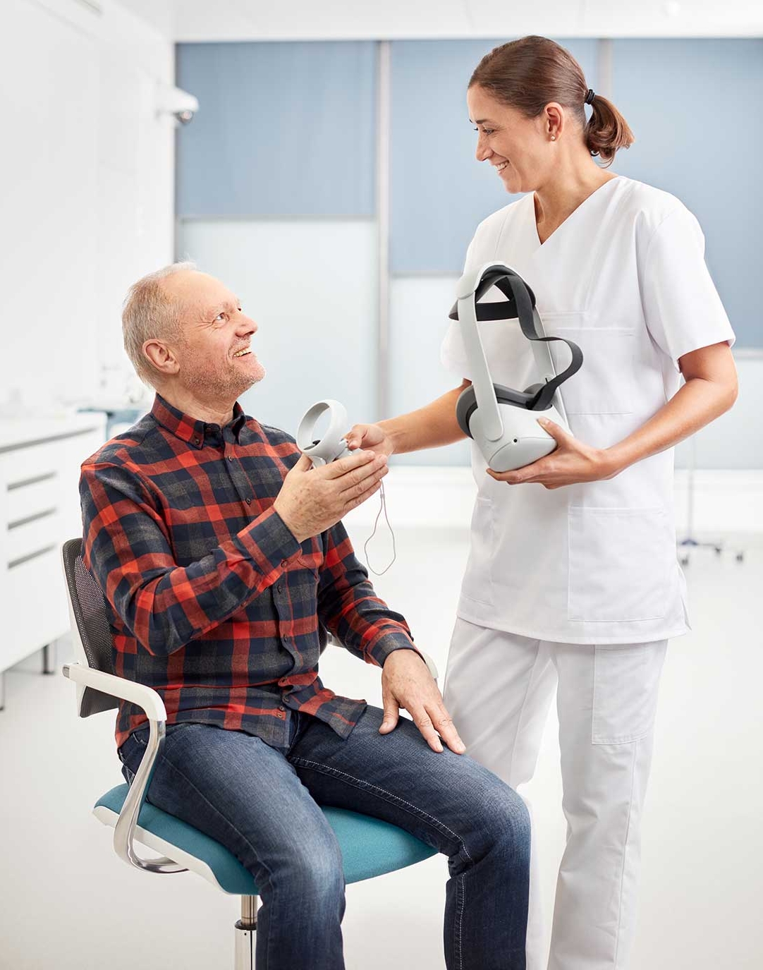 Virtual reality training for PD | Fresenius Medical Care