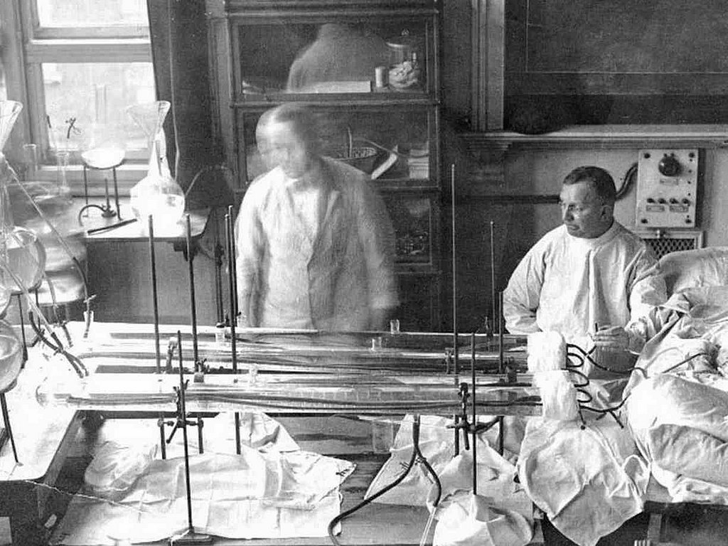 From historical manuscripts to modern dialysis. | Fresenius Medical Care