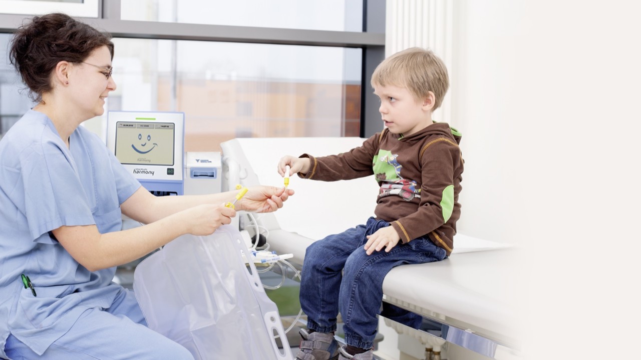 Dializă peritoneală pediatrică | Fresenius Medical Care